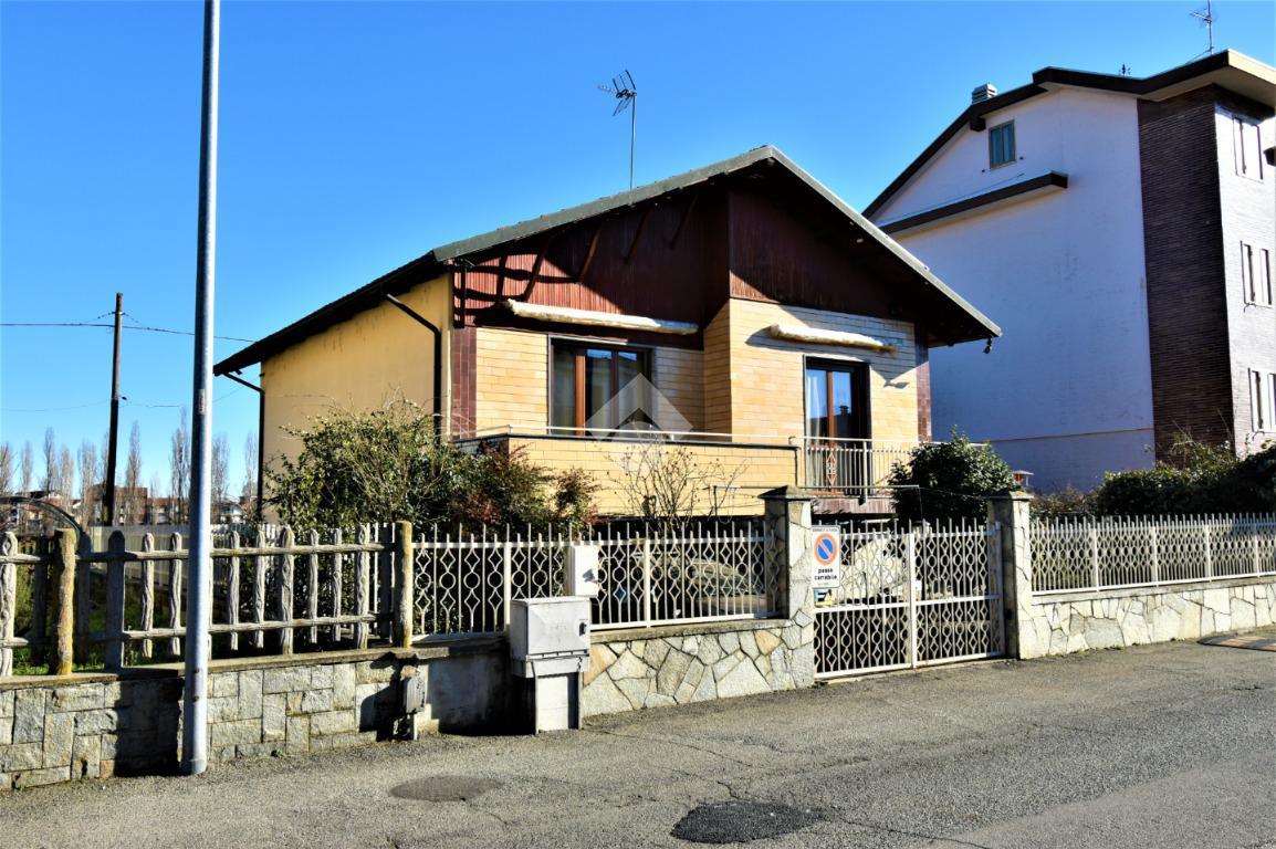 Villa in vendita a La Loggia