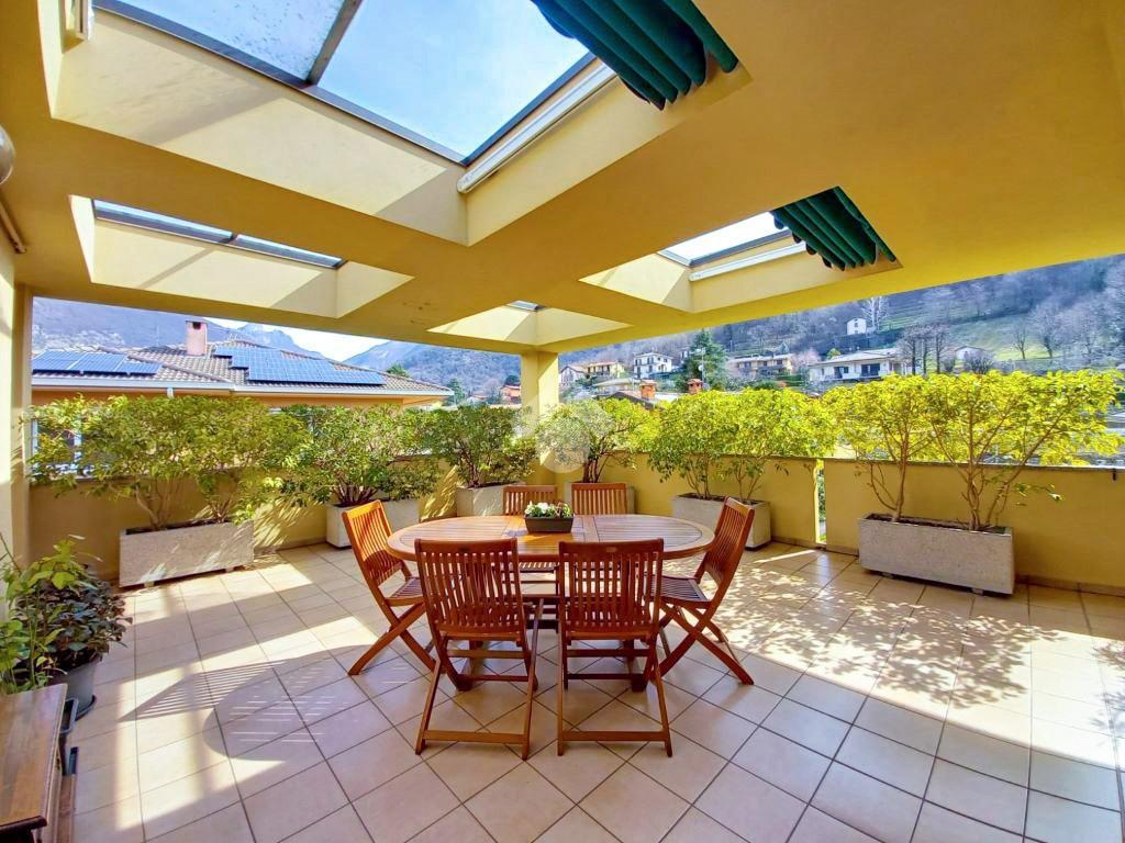 Attico in vendita a Canzo