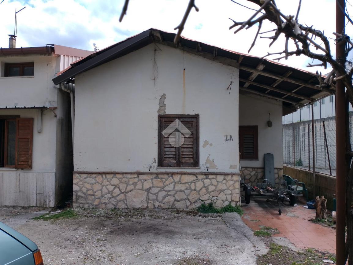 Rustico in vendita a Atripalda