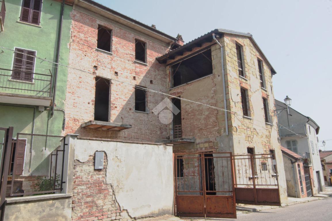Rustico in vendita a Lu e Cuccaro Monferrato