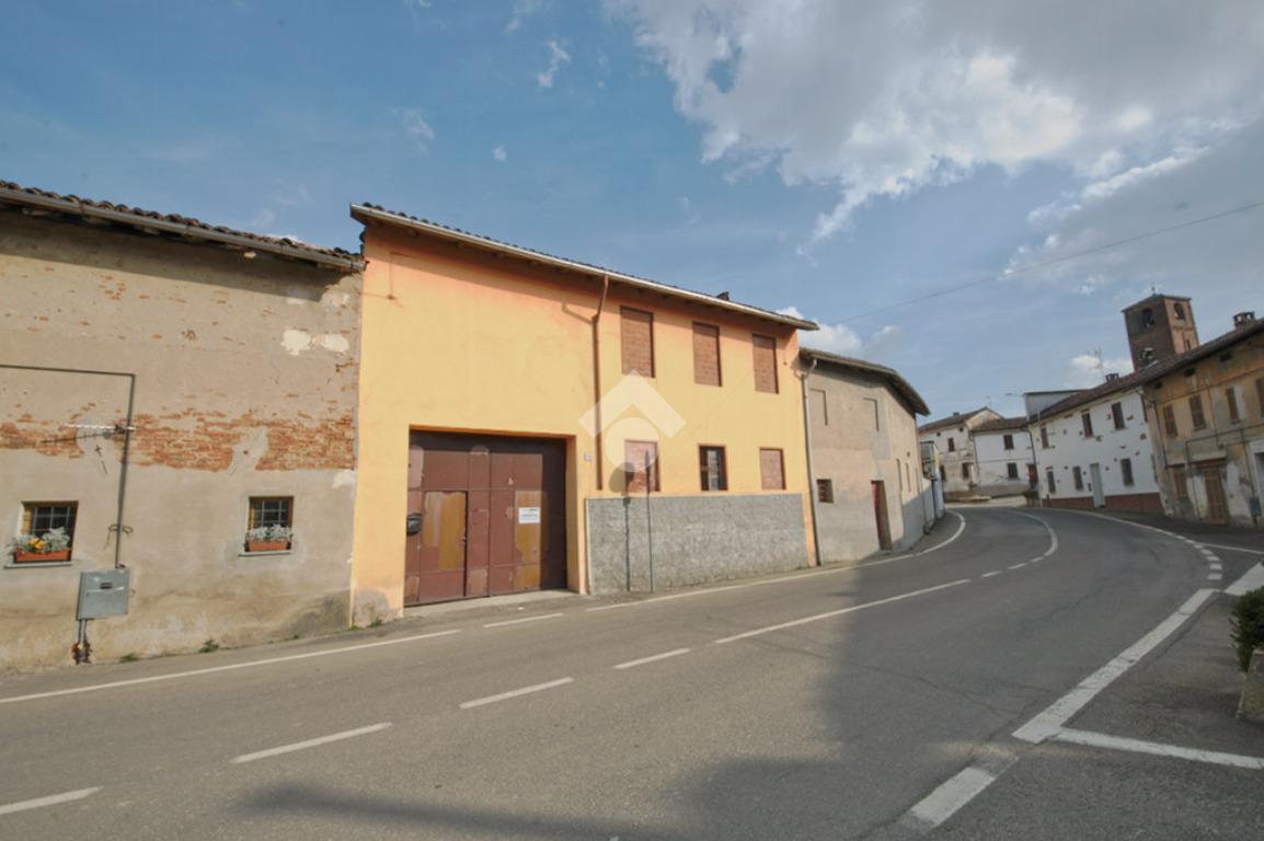 Casa indipendente in vendita a Breme