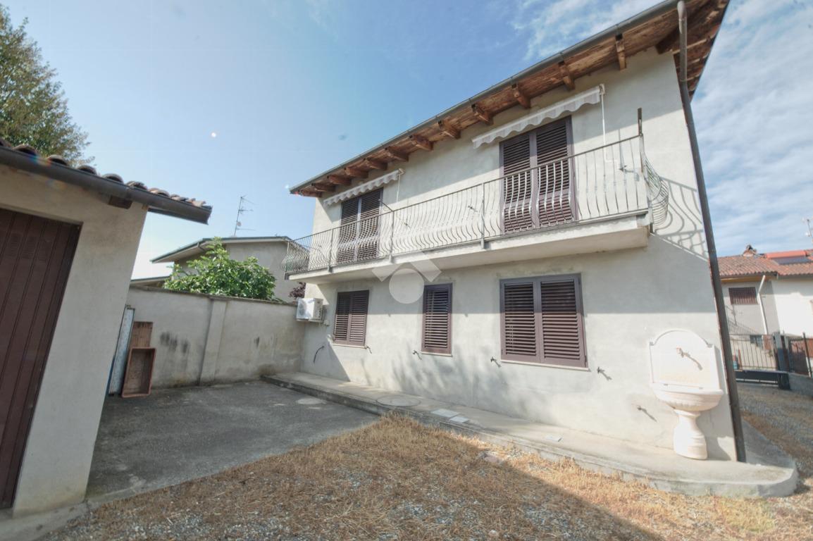 Casa indipendente in vendita a Stroppiana