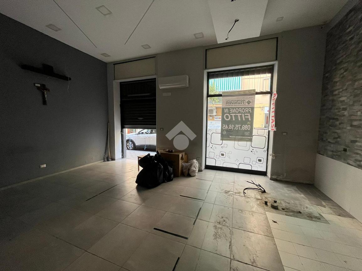 Negozio in affitto a Salerno