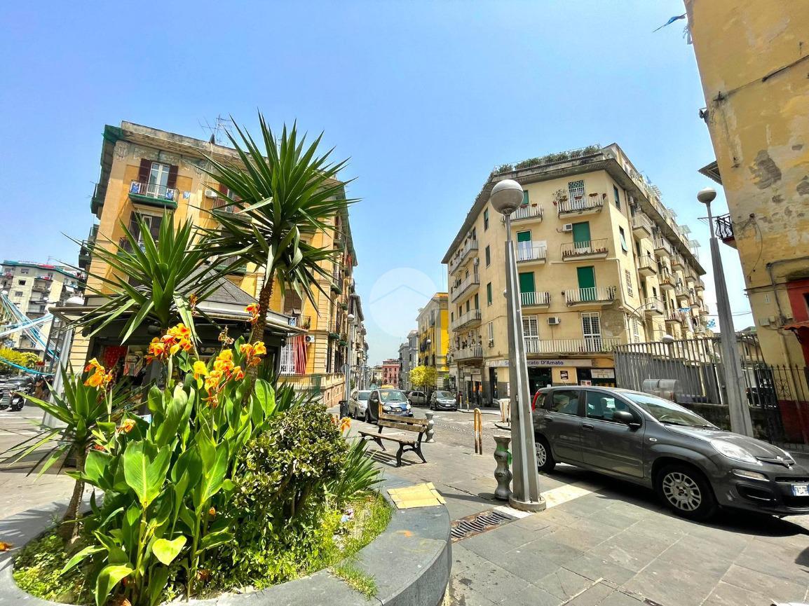 Appartamento in vendita a Napoli