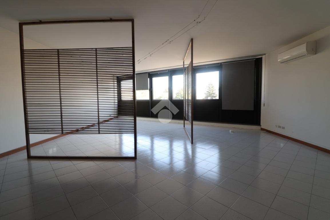 Ufficio in affitto a Porto Mantovano