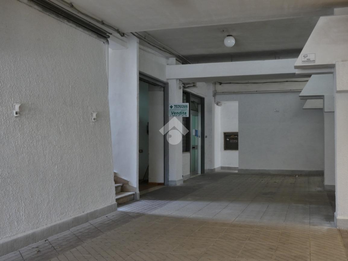 Negozio in vendita a Policoro