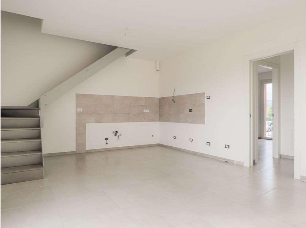 Appartamento in vendita a Santo Stefano Di Magra