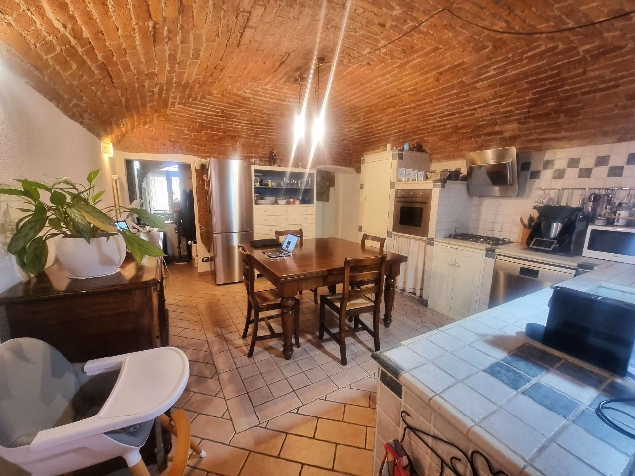 Appartamento in vendita a Sarzana