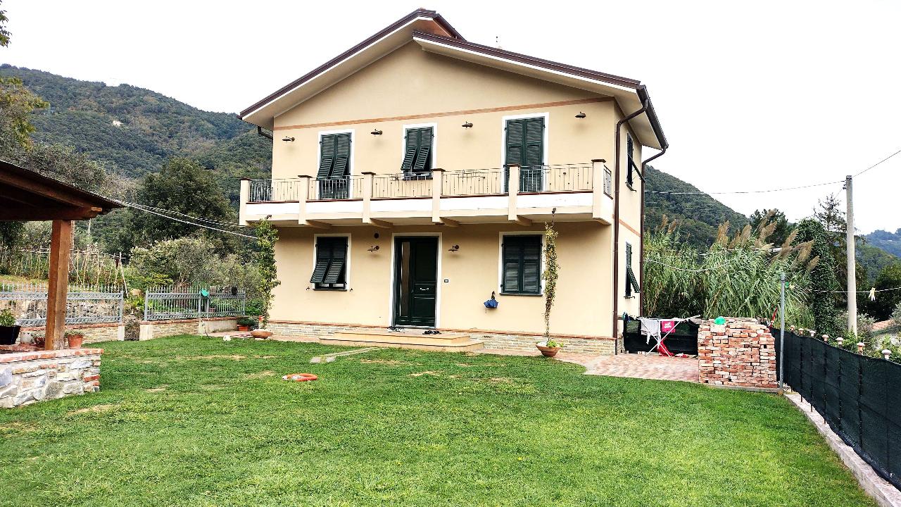 Villa unifamiliare in vendita a Fosdinovo