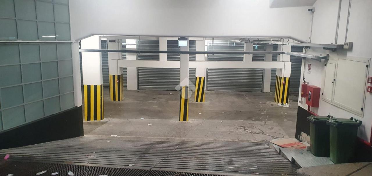 Box in vendita a Salerno