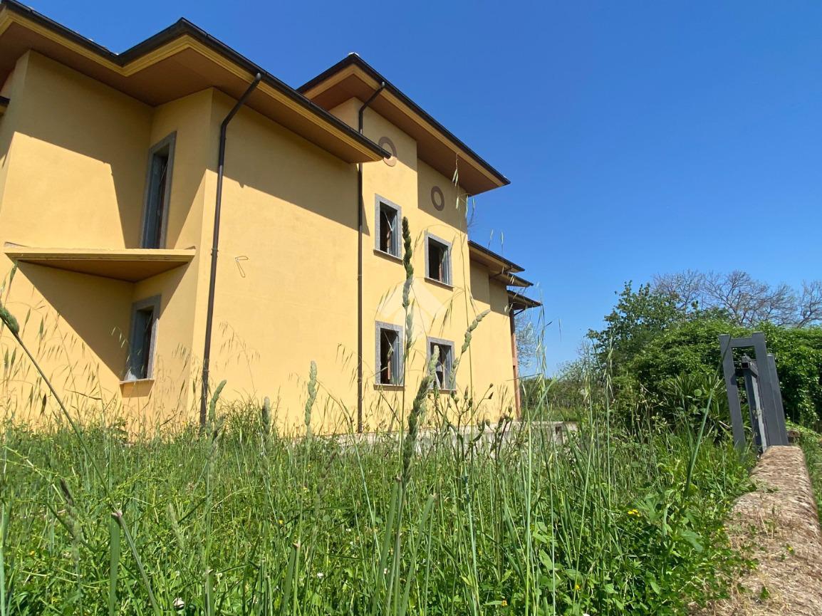 Villa in vendita a Carbognano