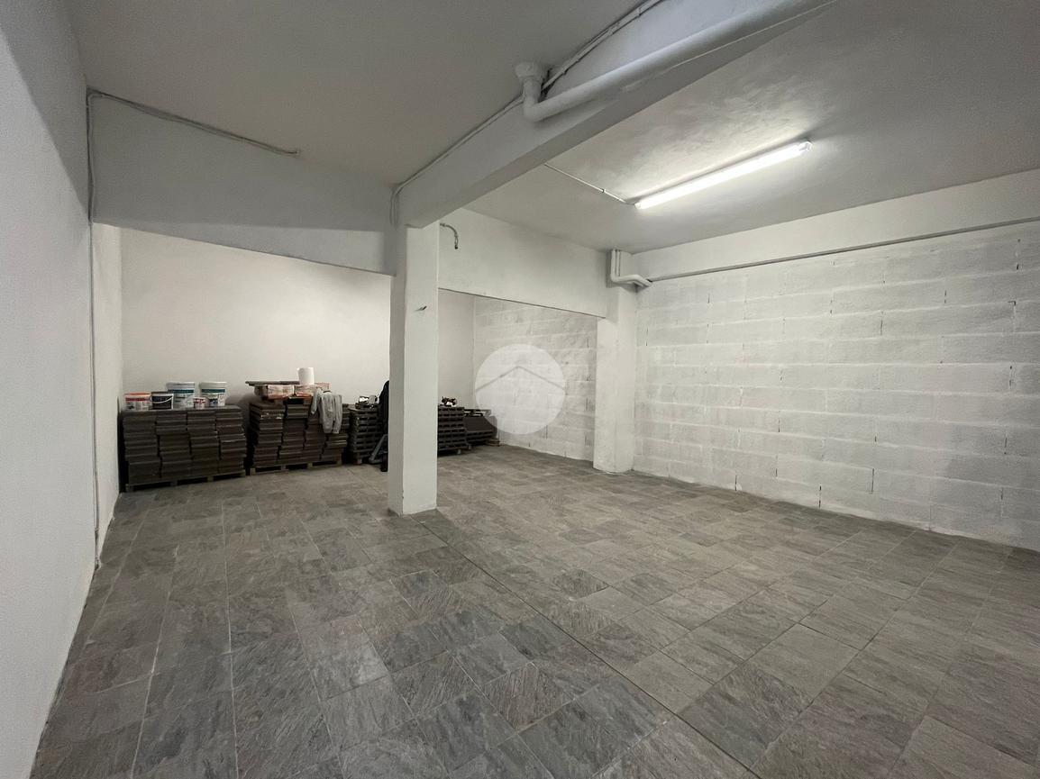 Box in vendita a Roma