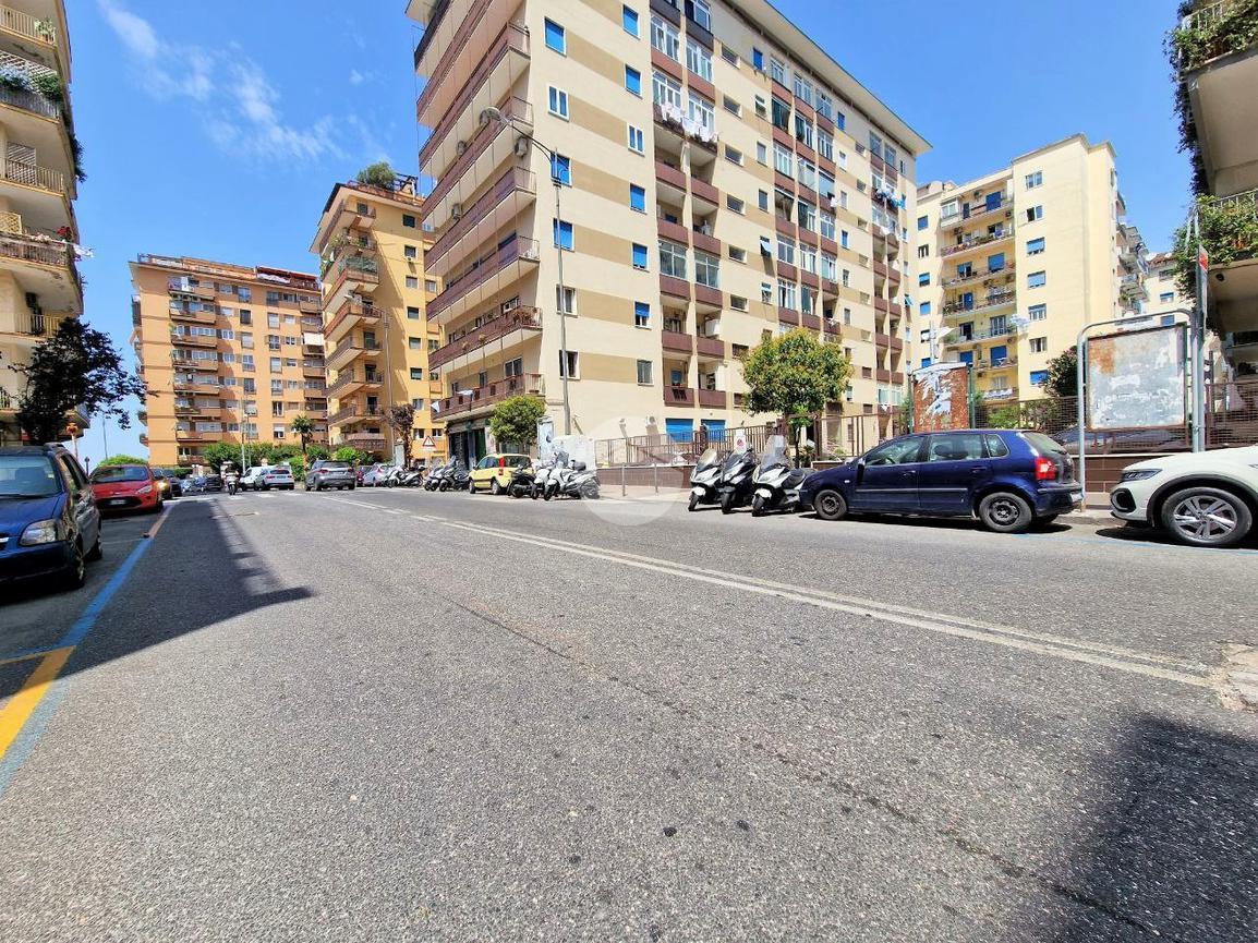 Appartamento in affitto a Napoli