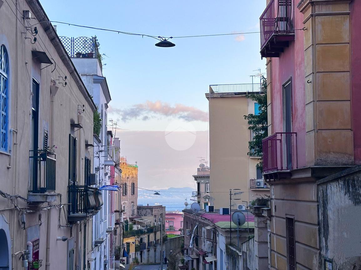 Appartamento in affitto a Napoli