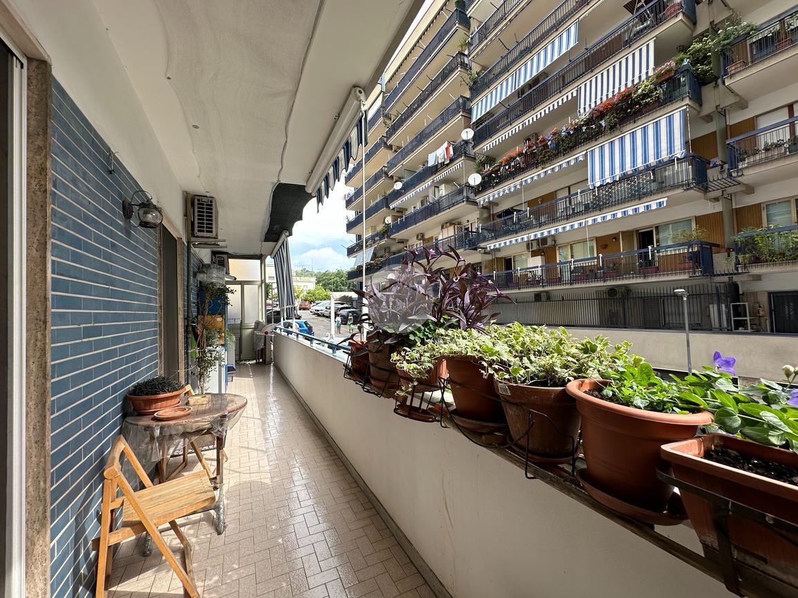Appartamento in vendita a Napoli