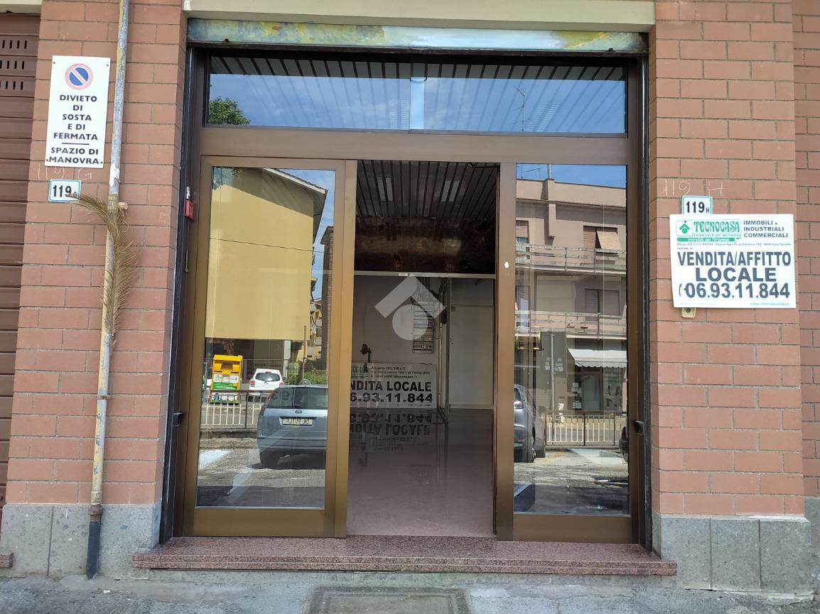 Negozio in affitto a Albano Laziale