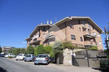 Box in affitto a Albano Laziale