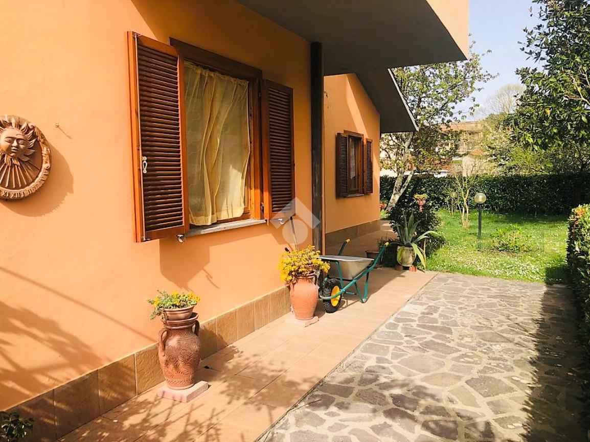 Villa in vendita a San Lorenzo Nuovo