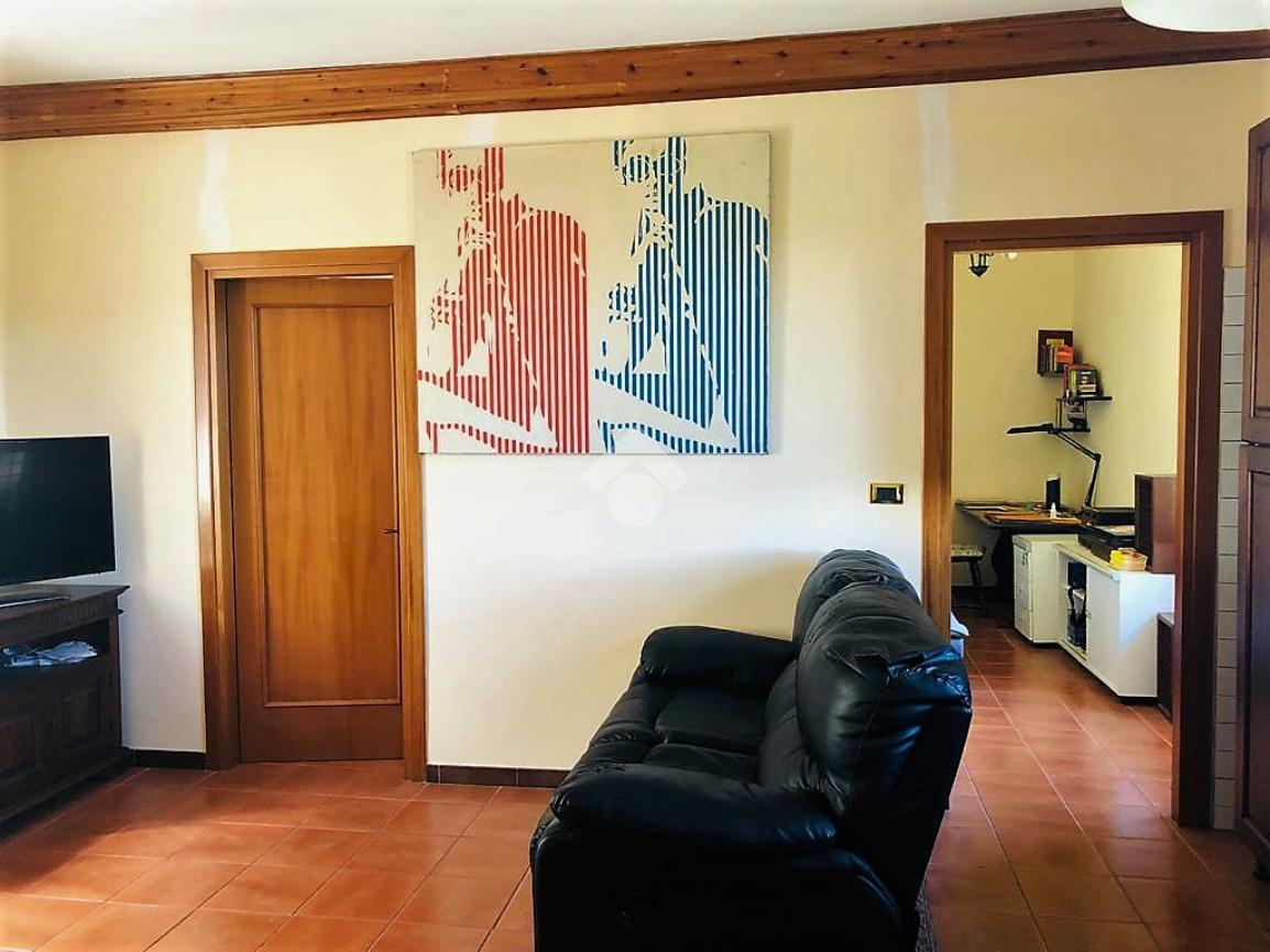 Appartamento in vendita a Grotte Di Castro