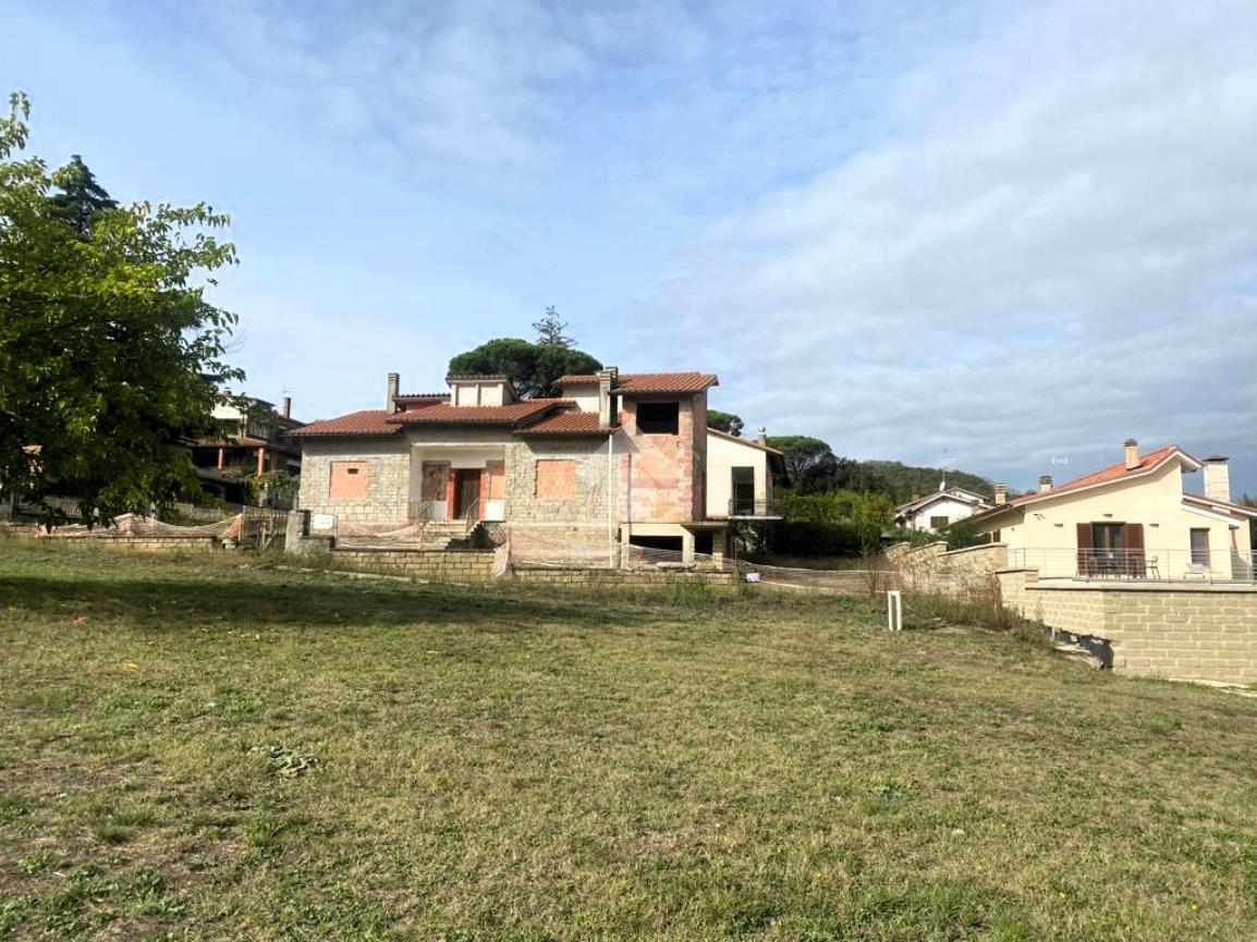 Villa in vendita a Valentano
