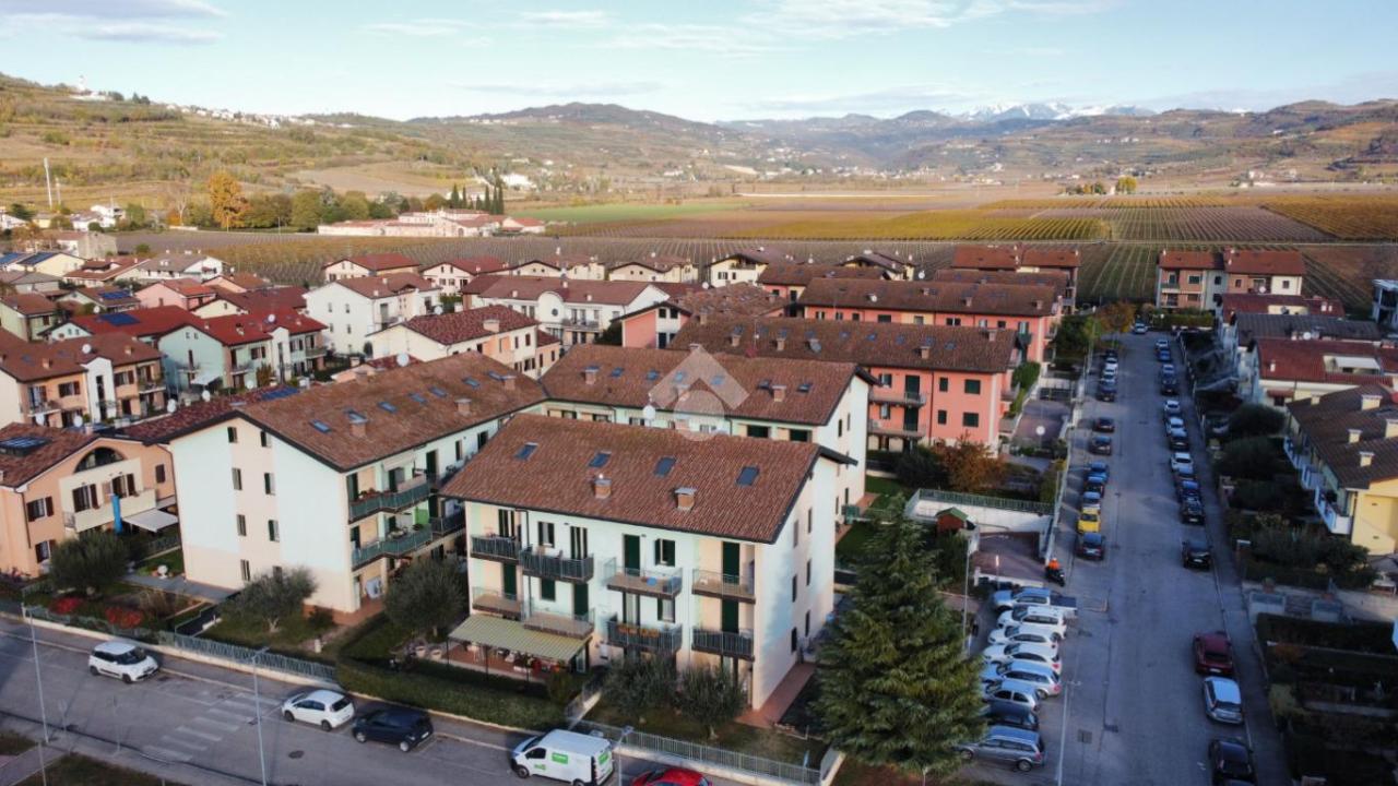 Appartamento in vendita a Lavagno