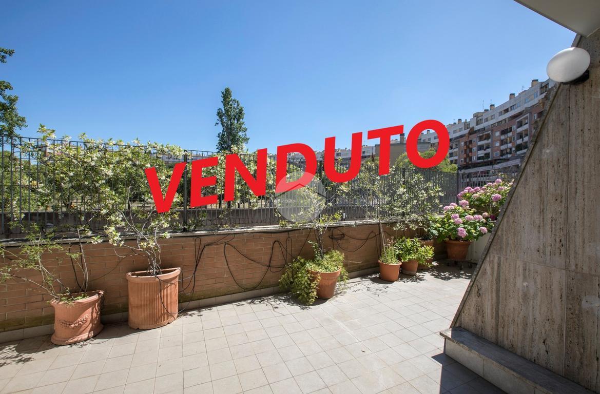 Appartamento in vendita a Roma