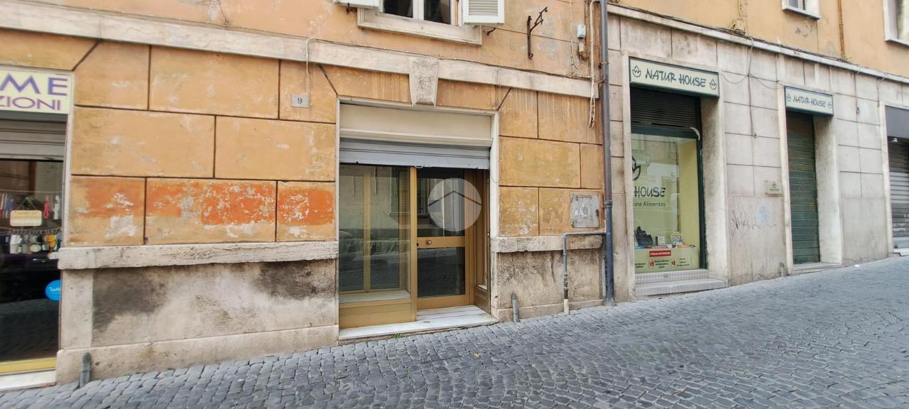 Box in vendita a Viterbo