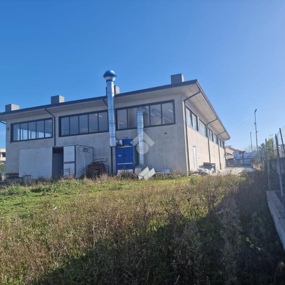 Box in vendita a Montesarchio