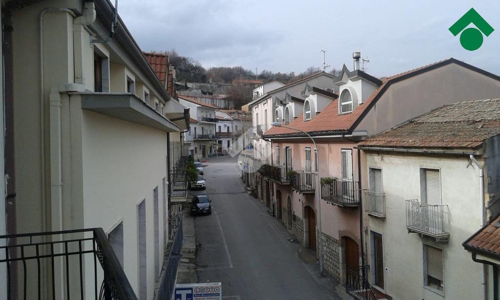 Appartamento in vendita a Campoli Del Monte Taburno
