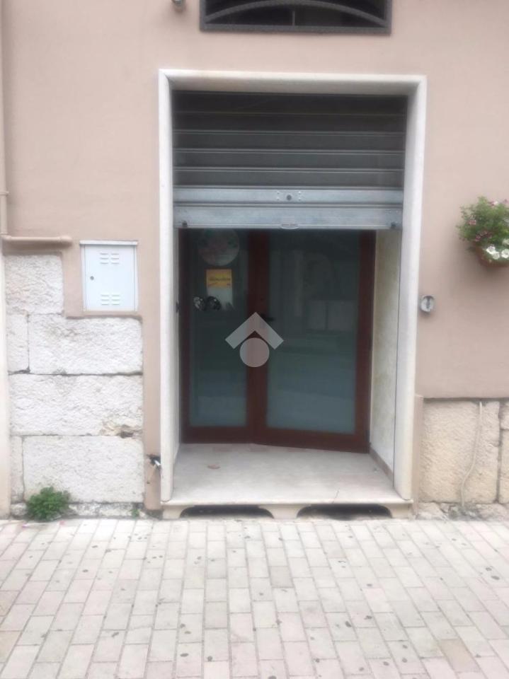 Box in vendita a Montesarchio