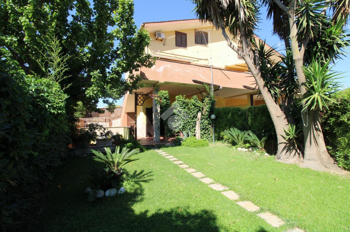 Villa a schiera in vendita a Ardea
