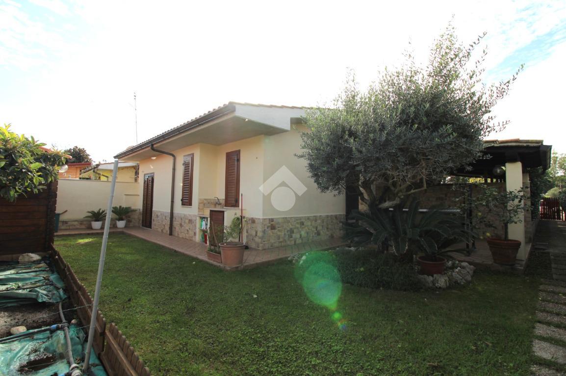 Villa a schiera in vendita a Ardea