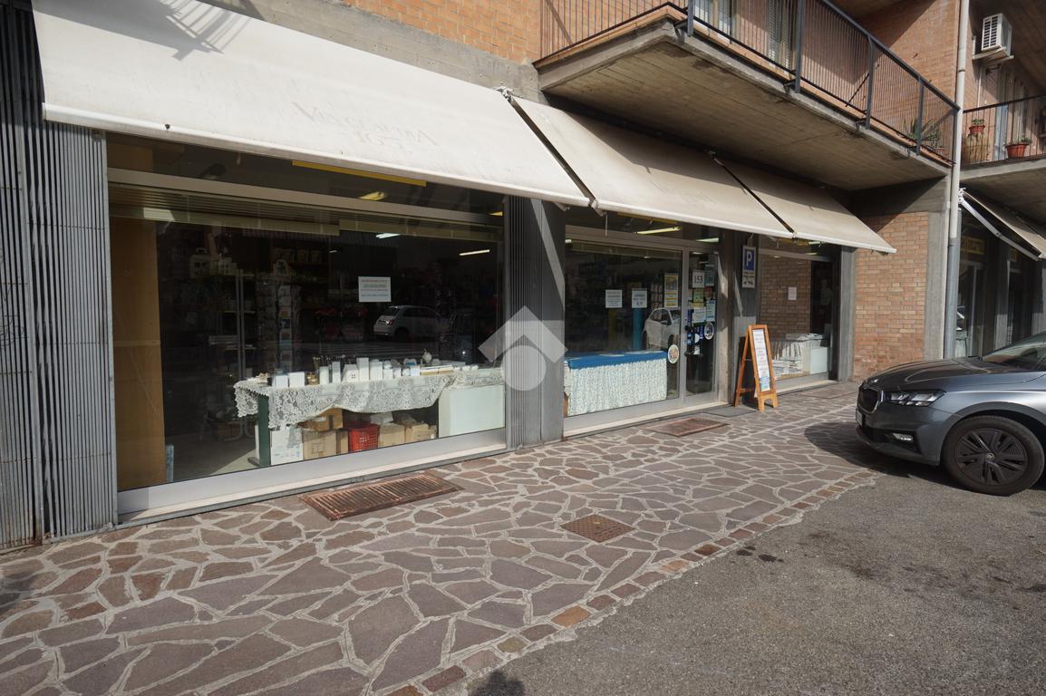 Negozio in vendita a Formigine