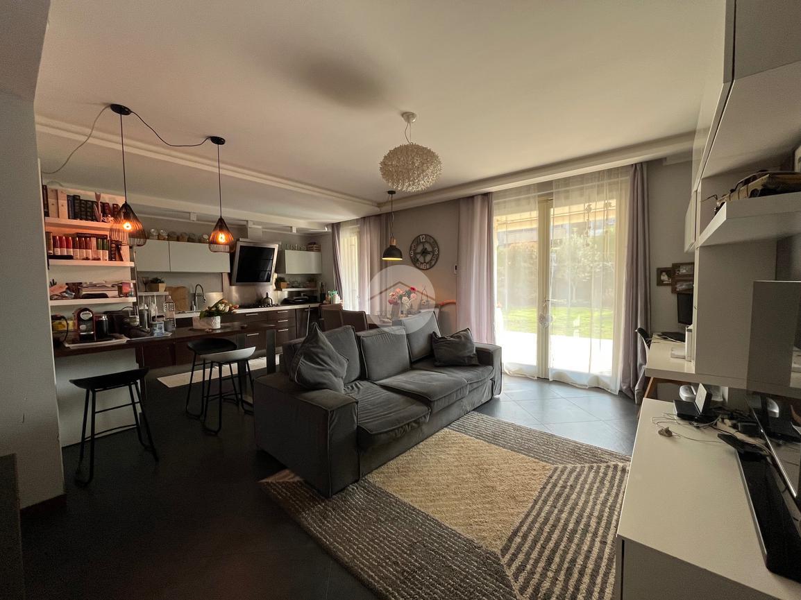 Appartamento in vendita a Castelnuovo Del Garda