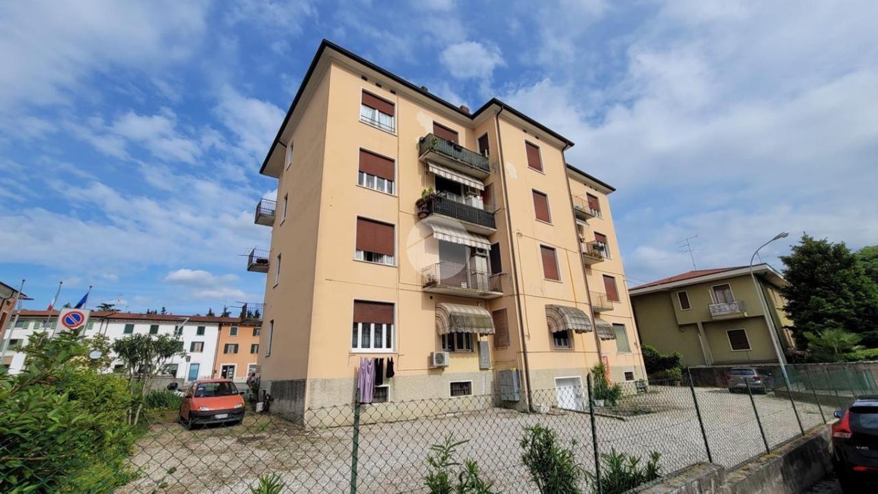 Appartamento in vendita a Castelnuovo Del Garda