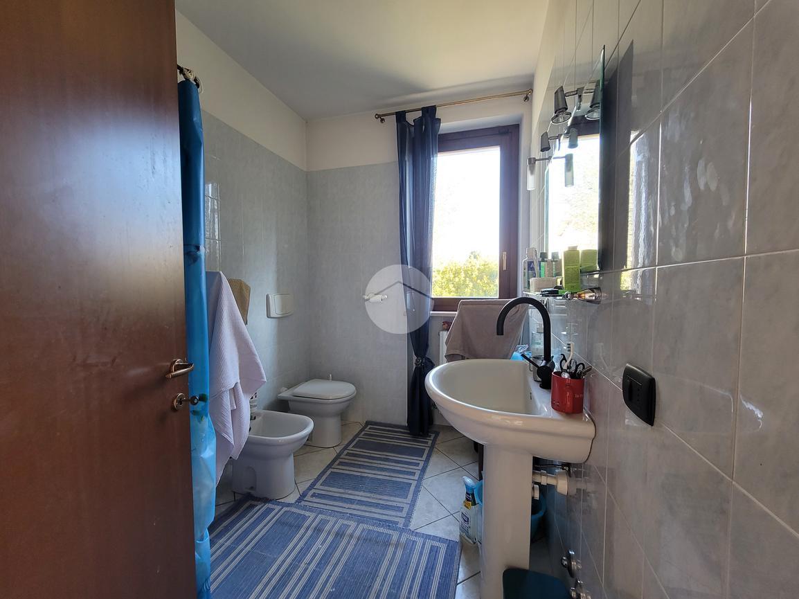 Appartamento in vendita a Castelnuovo Del Garda Foto-26