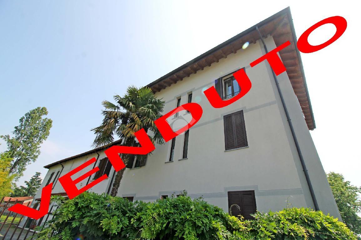 Appartamento in vendita a Villasanta