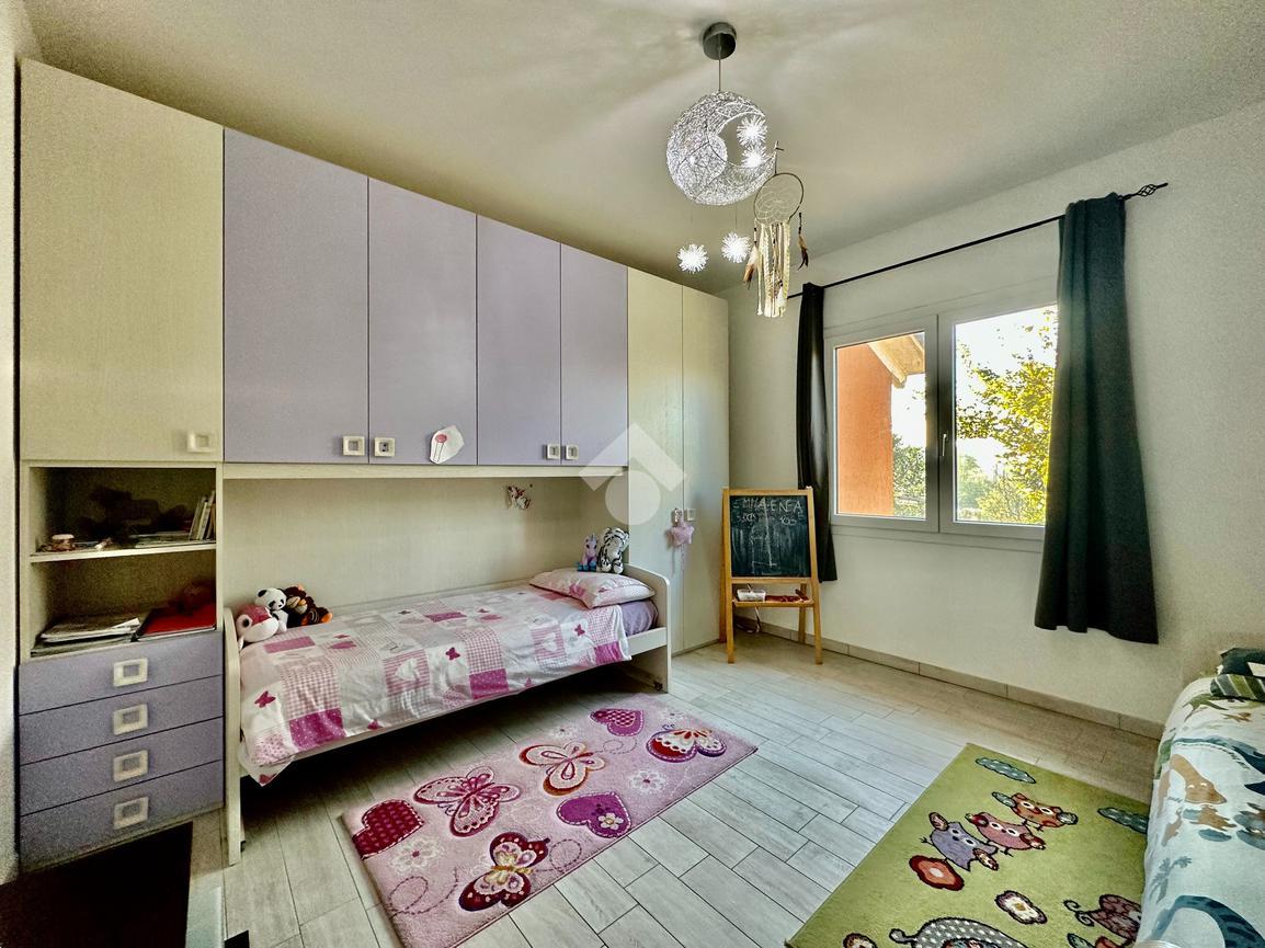 Villa in vendita a Sona Foto-22