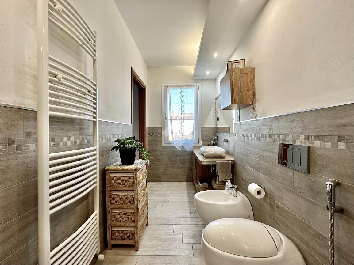 Villa in vendita a Sona Foto-23