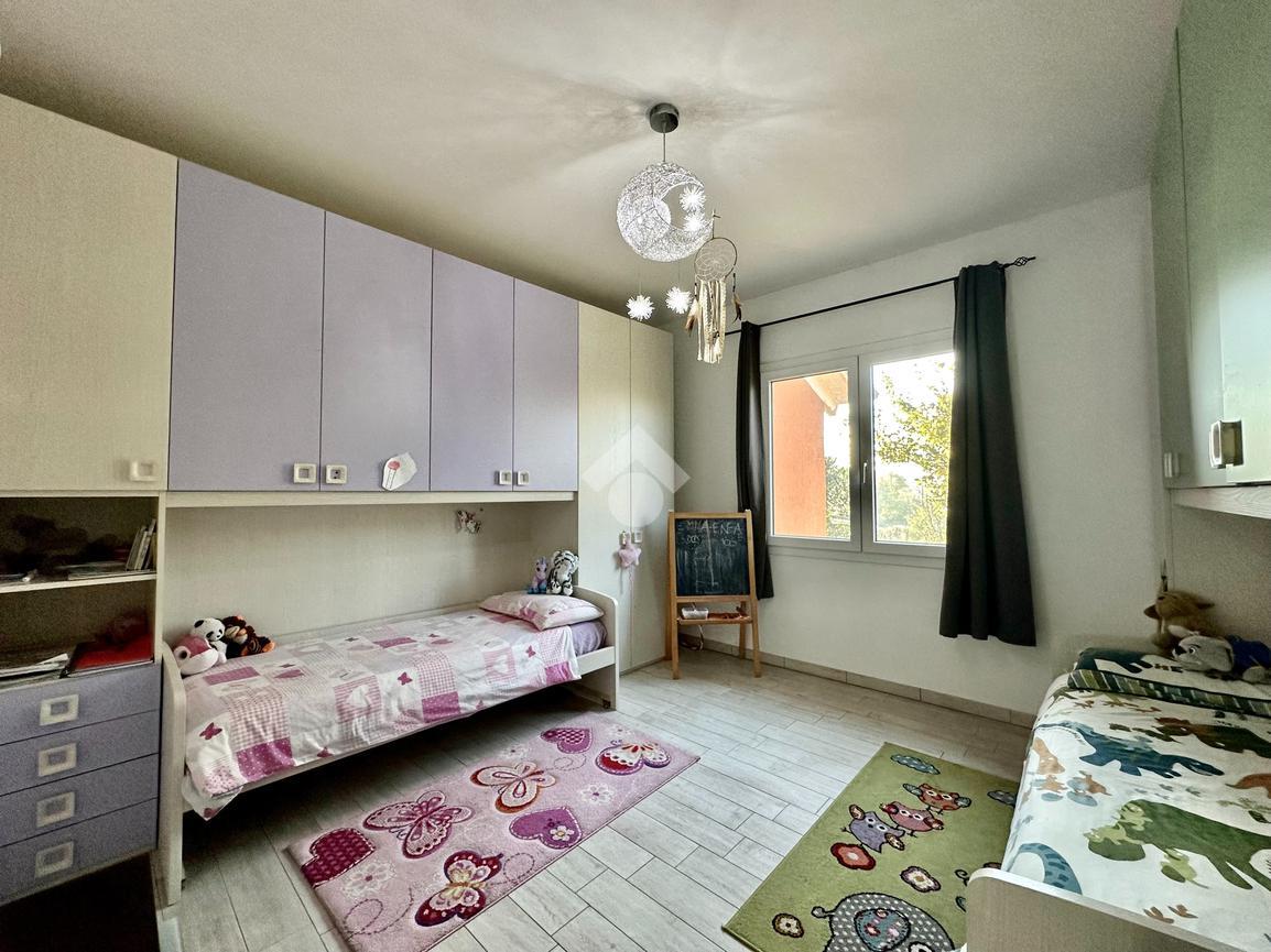 Villa in vendita a Sona Foto-18