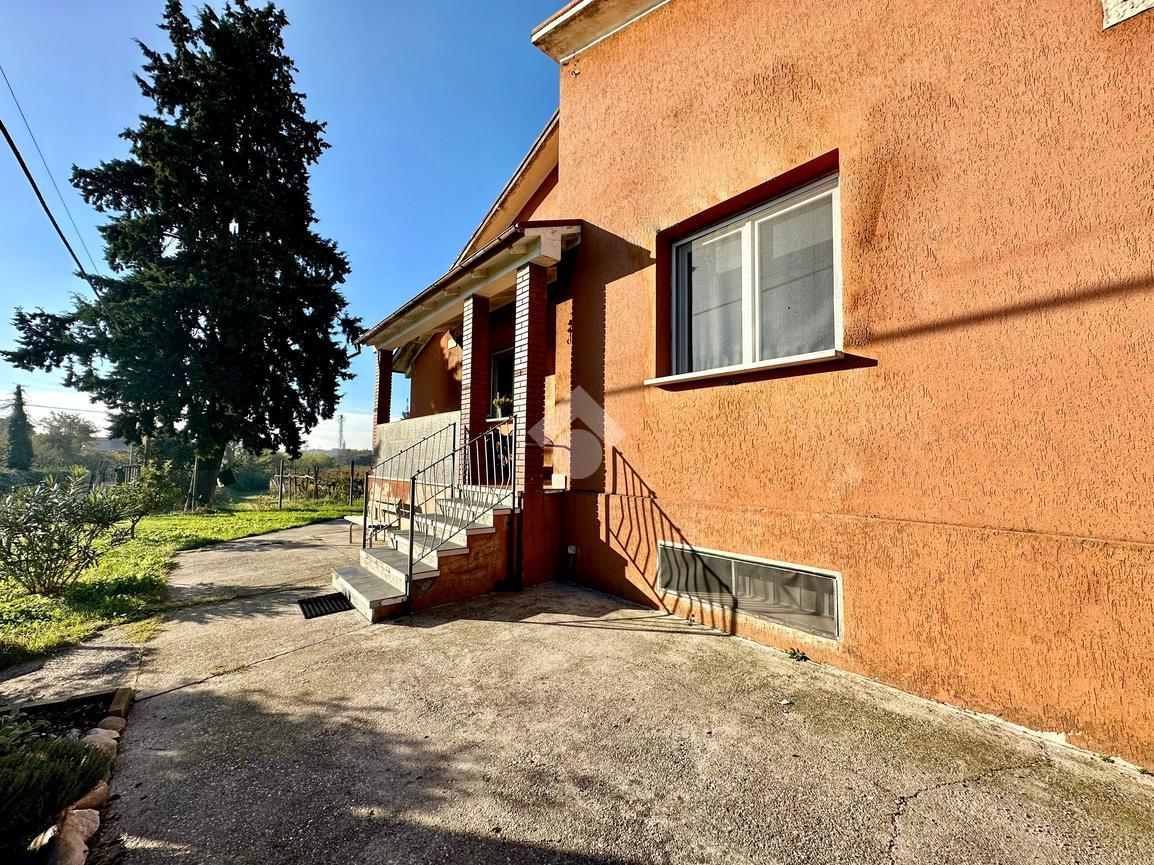 Villa in vendita a Sona Foto-30