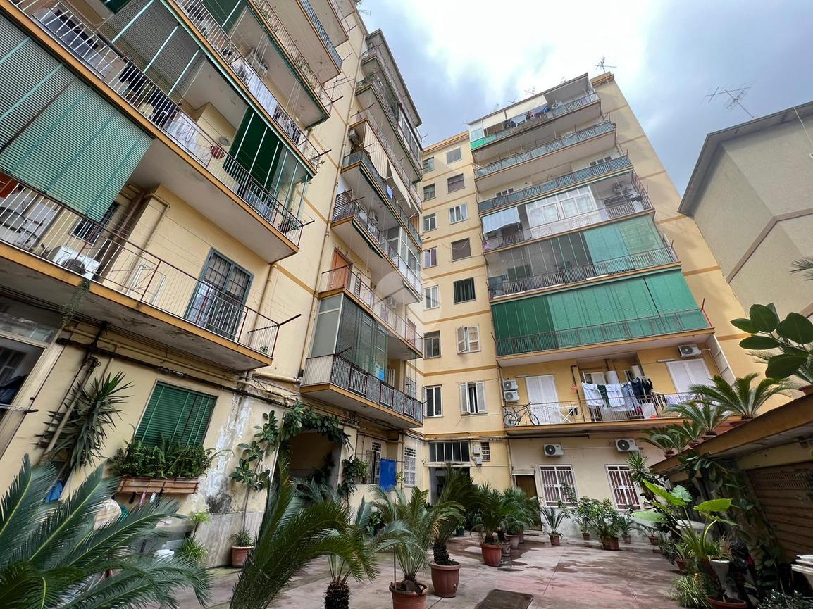 Appartamento in vendita a Napoli