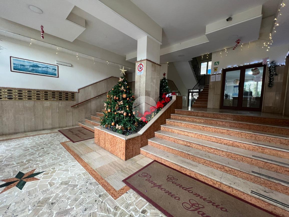 Appartamento in affitto a Napoli