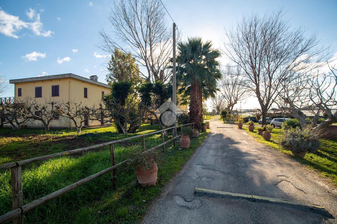 Albergo in vendita a Terracina