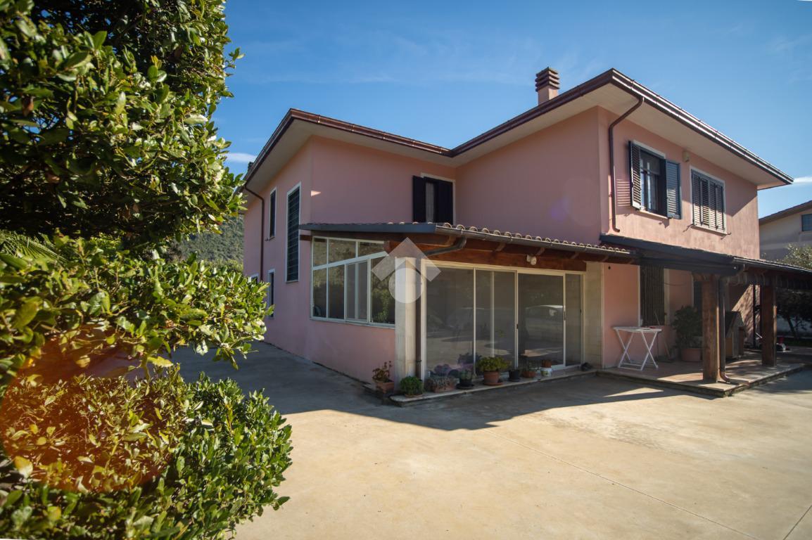 Villa in vendita a Monte San Biagio