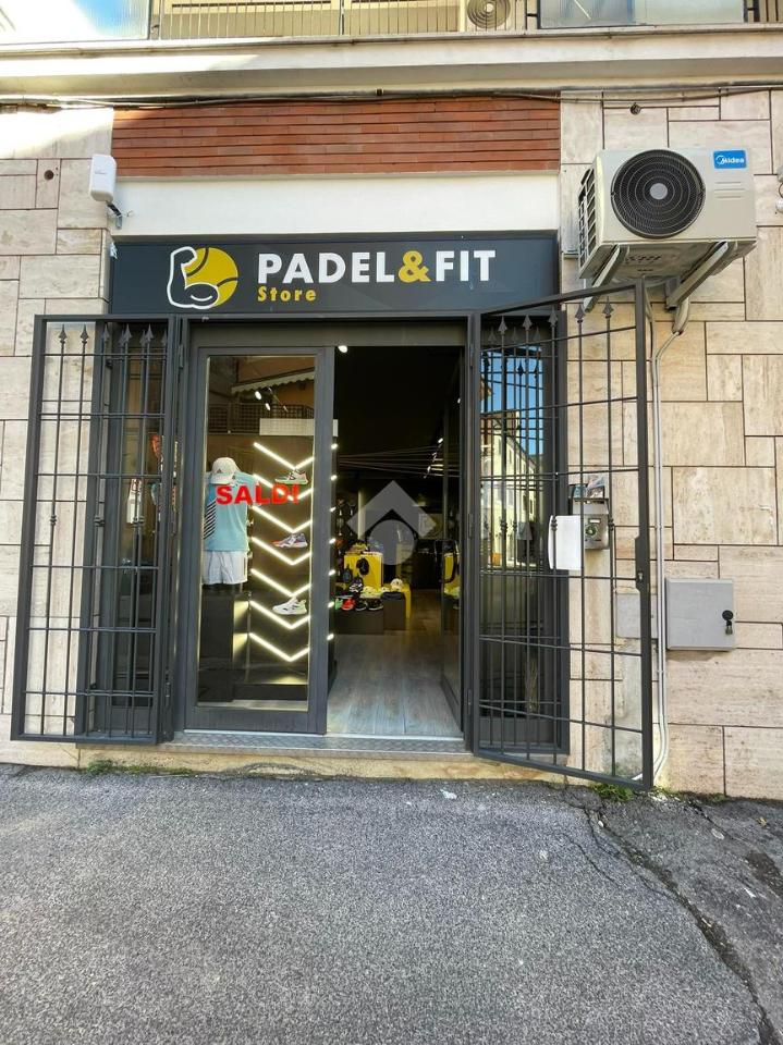 Negozio in vendita a Terracina