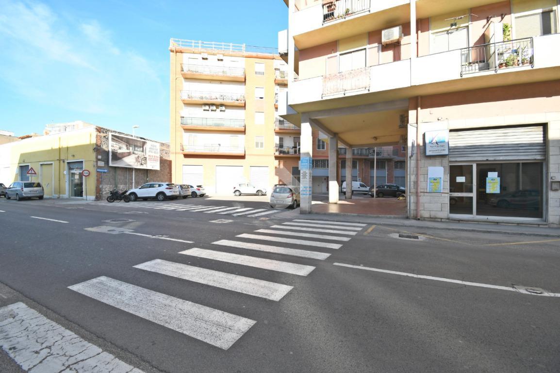 Negozio in affitto a Cagliari