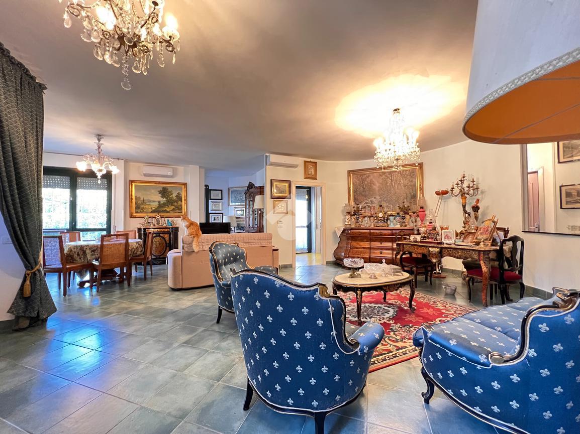 Villa in vendita a Latina