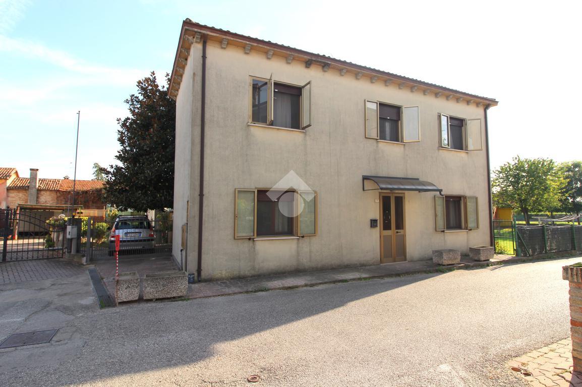 Casa indipendente in vendita a Caorle