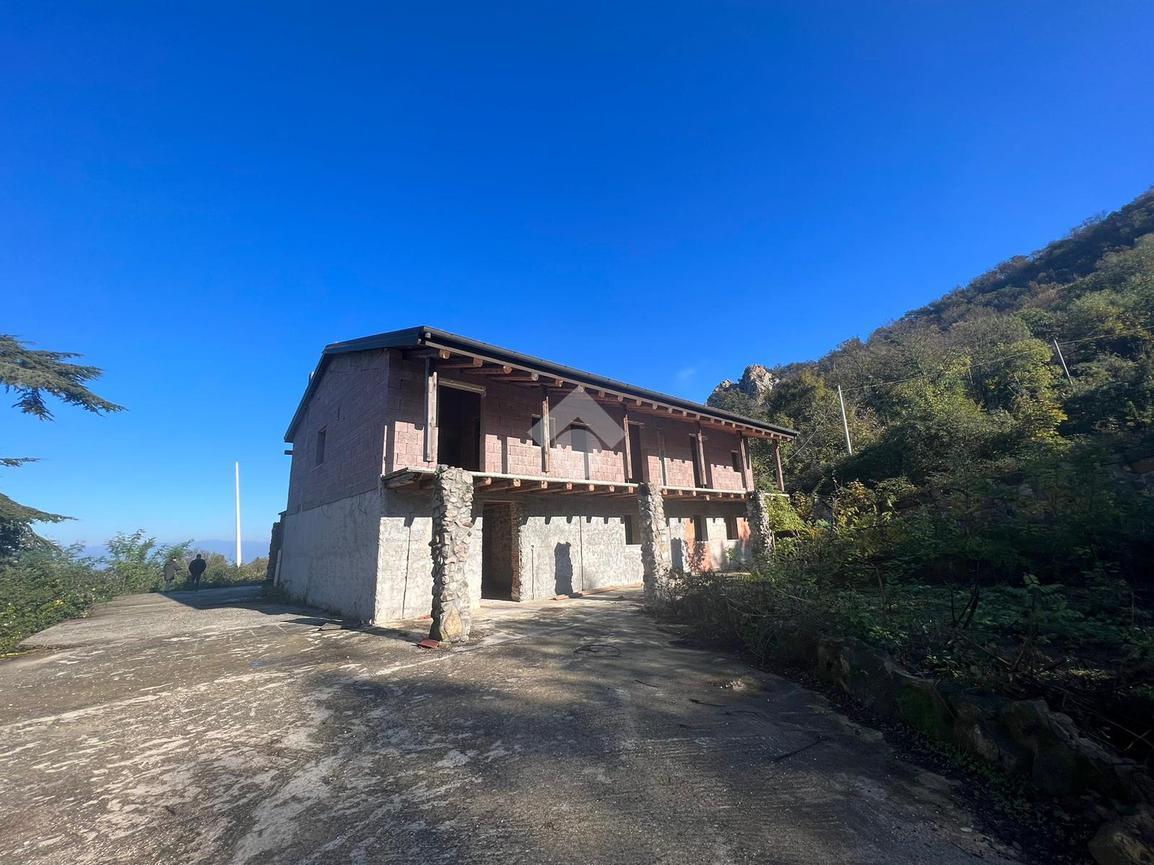 Rustico in vendita a Teolo